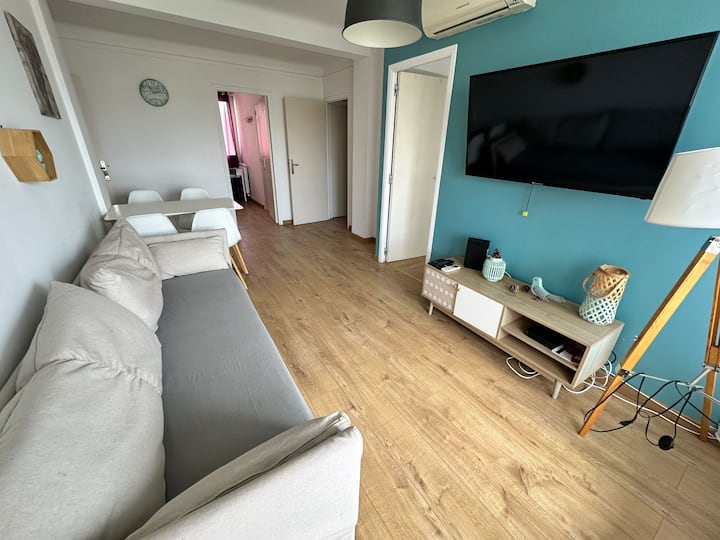 Le Charles Barnier: 4/6 Personnes Wifi Balcon - La Seyne-sur-Mer