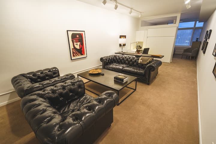 Modern Historic Loft | Sleeps 7 | Heart Of City - Lancaster, OH