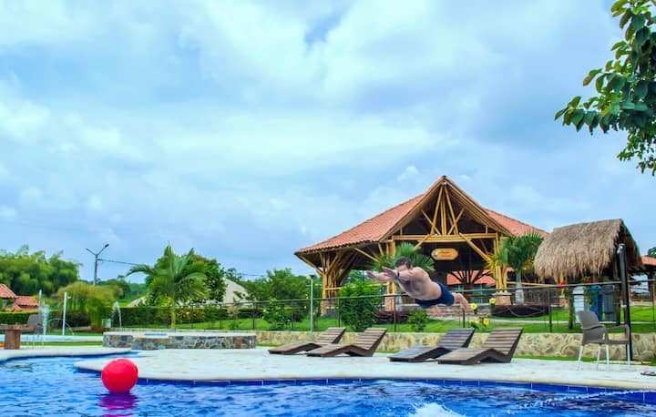Villa Gavilán: Luxurious Stay For 7 In Coffee Axis - Valle del Cauca
