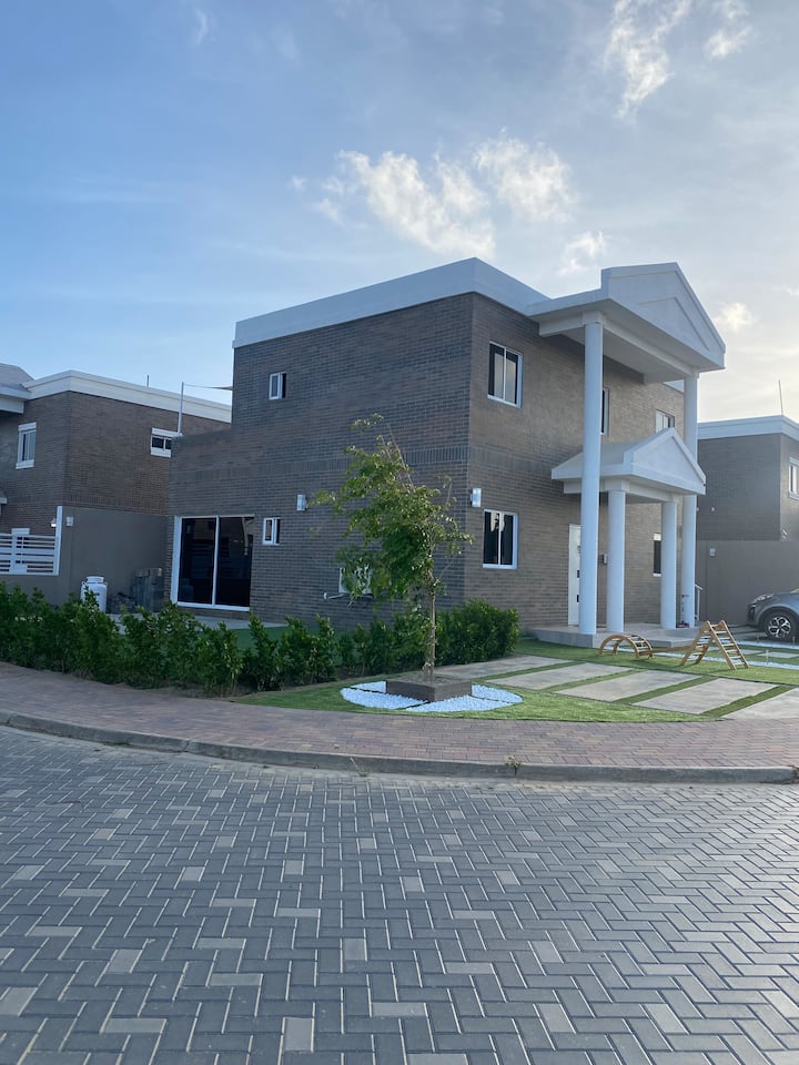 New 2br-2bt+bbq Just 1mil From Arubas Best Beach - Aruba