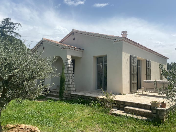 Jolie Maison Mérindol, Trois Chambres - Mallemort