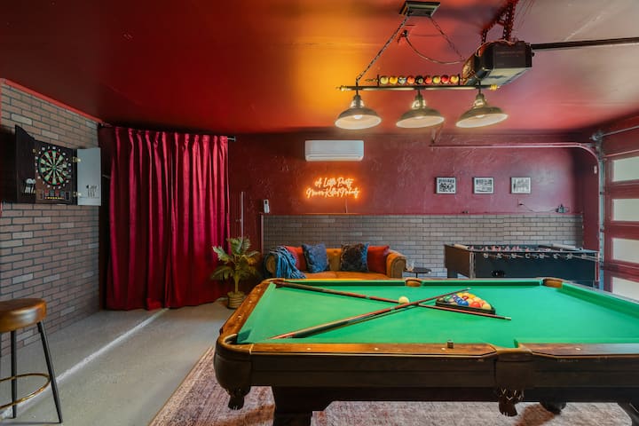 Gatsby~gameroom~speakeasy~heated Stock Tank Pool - Grand Prairie, TX