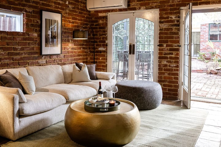 Orange Avenue. Tranquil Cottage With Parking - Subiaco