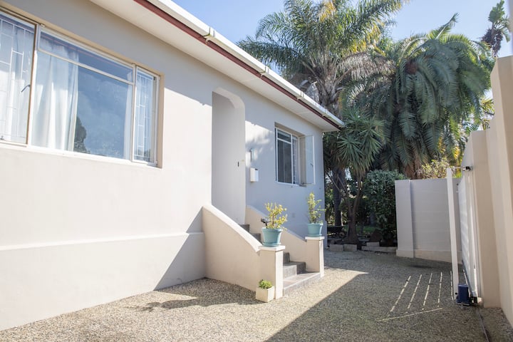 Historic And Homey In The Heart Of Paarl! - Paarl
