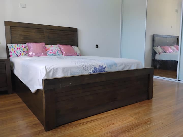 Bedroom, Living Area & Bathroom. - Blacktown