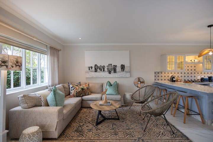 A Whale's Tale - Plettenberg Bay