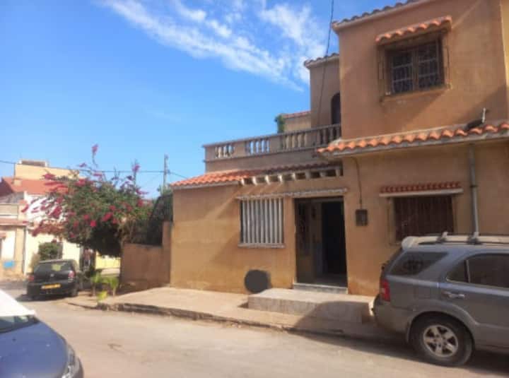 Maison Au Bord De Mer A M De Ain Turk - Algérie