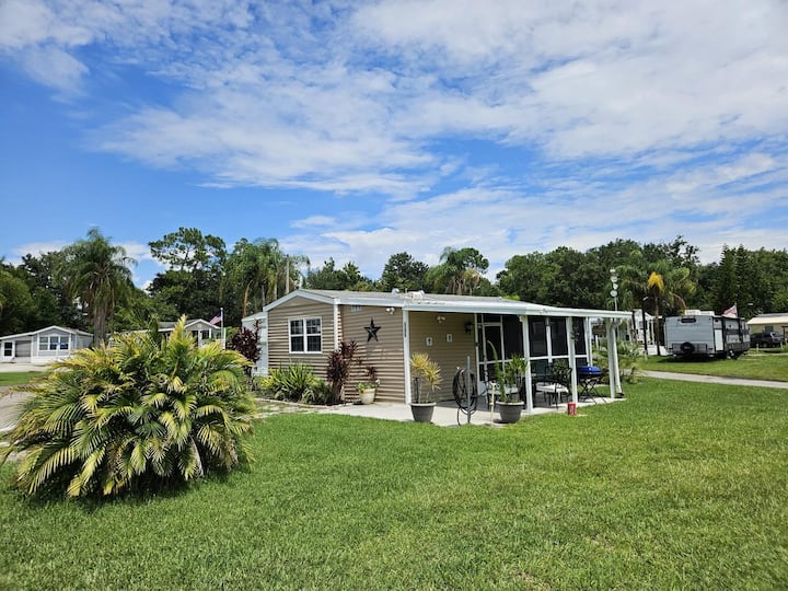 The Cozy Porch - Celebration, FL