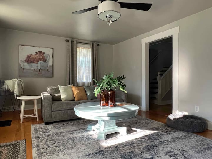 Frances House - Chelsea, MI