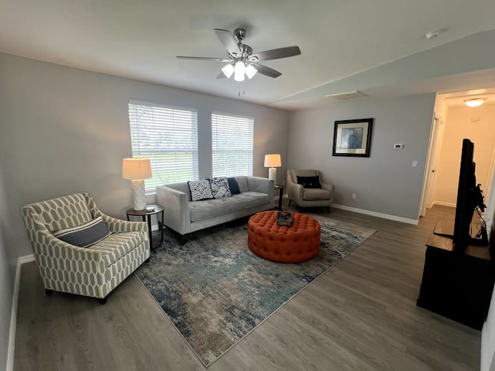 Central Cape Coral Home *Minutes From Fort Myers!* - Cabo Coral