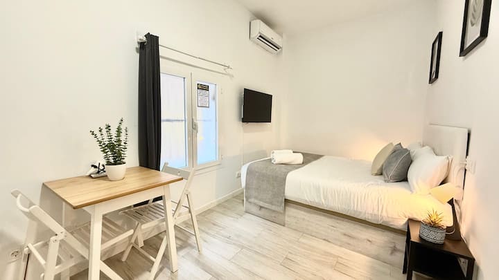 Five Towers Guest House - Madrid