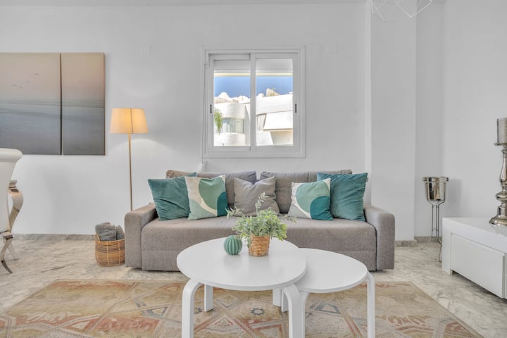 Marbella Real Golden Mile - 4 Bedroom Apartment - Marbella