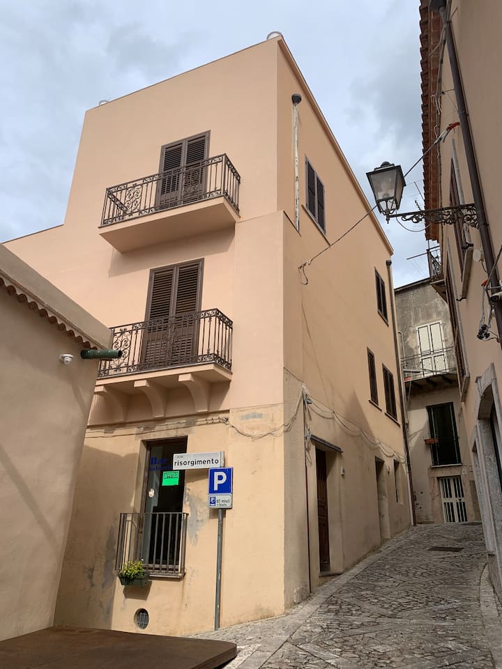B&b Studioarcodia- Via Cavallotti 1- - Sant'Agata di Militello