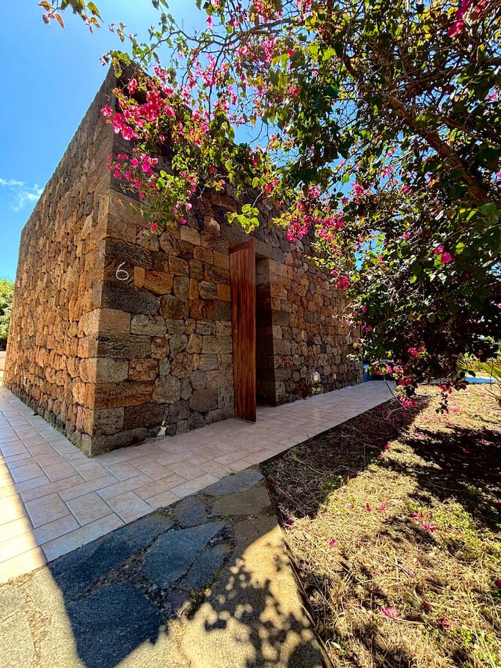 Cappero Ciuri Di Pantelleria - Pantelleria
