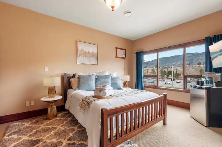 Jacuzzi Guest Suite-deck-lake Views! - Penticton