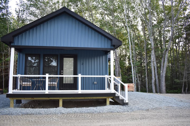 Cozy Blue Cabin For Two - Bar Harbor, ME
