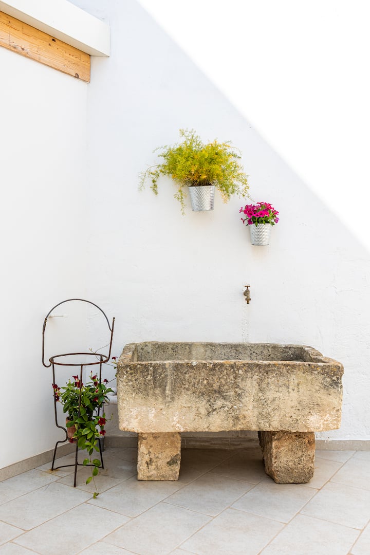 Cortile Carducci, Affittacamere - Racale