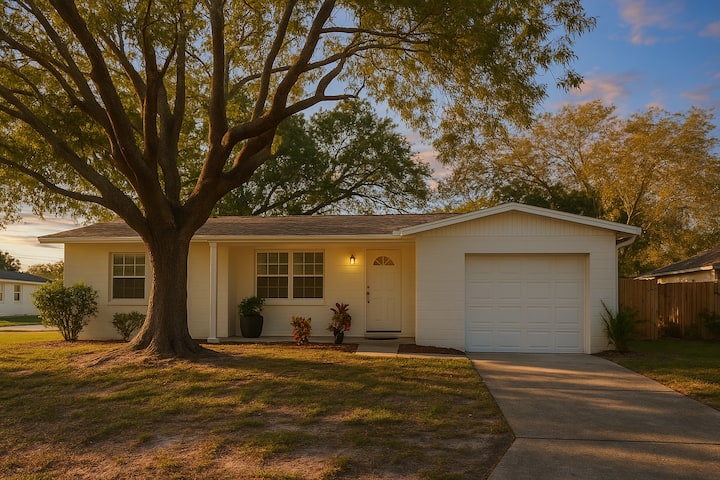 W Bradenton Oasis Near Beaches - Bradenton, FL