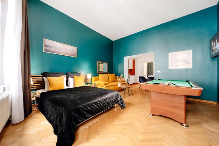 Billiard Haven In The Heart Of Prague M (Prag 1) - Prague