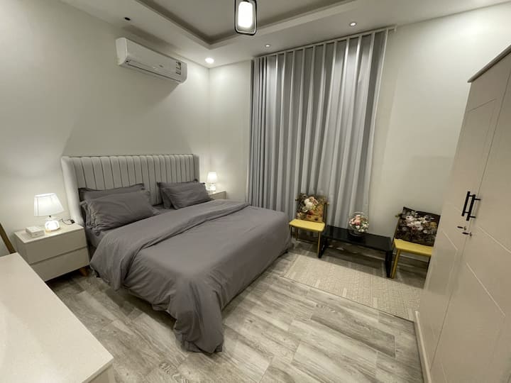 شقة الأندلس مميزة و قريبة من الخدمات - Riyadh