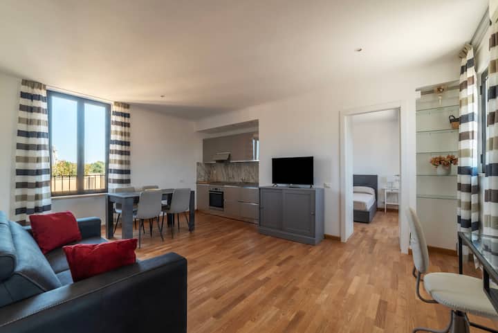 Guesthost - Mm San Giovanni Apartment - Rome