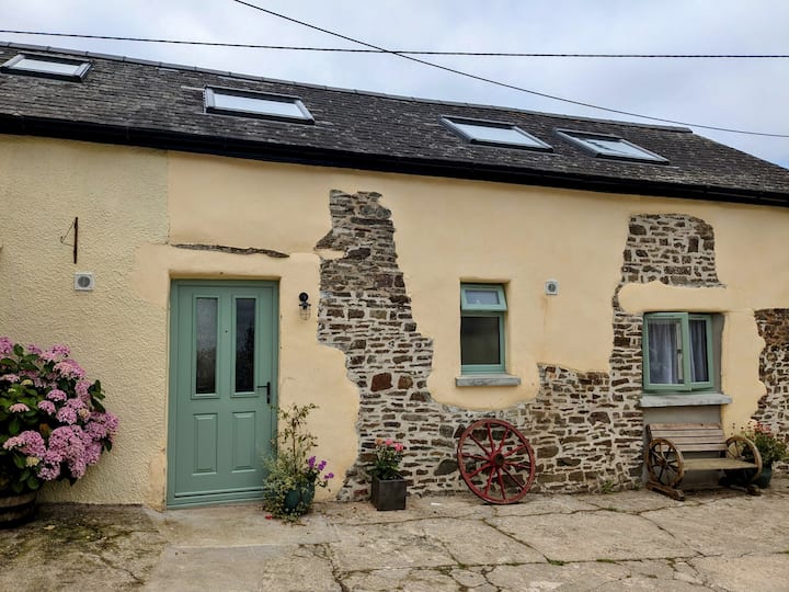 Stay With Us On The Farm - Cornouailles