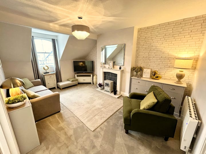 Willesden, Apartment 2 - Llandudno