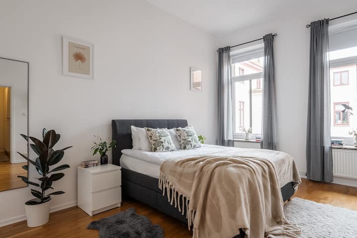 Large Central Gothenburg 2bd Apt - Gothenburg