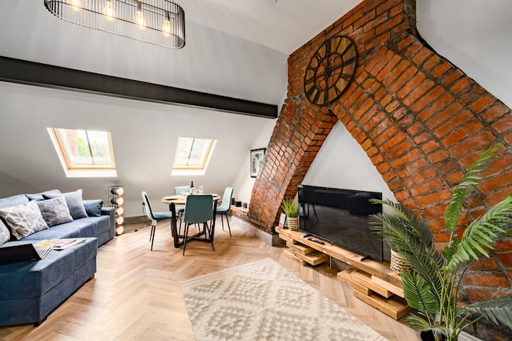 Ty Ayla Premier Apartments | 2 Bedroom Loft Living - Cardiff