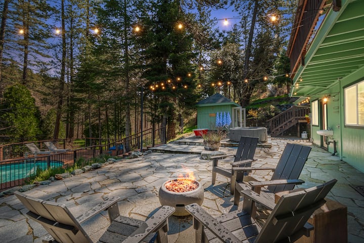 Your Spacious Escape: Creek, Pool, Sauna, Hot Tub - Rollins Lake, Grass Valley