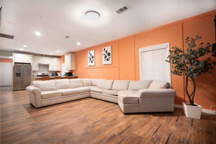 King Sizebed 3 Bed, 2 Bath - Loma Linda, CA