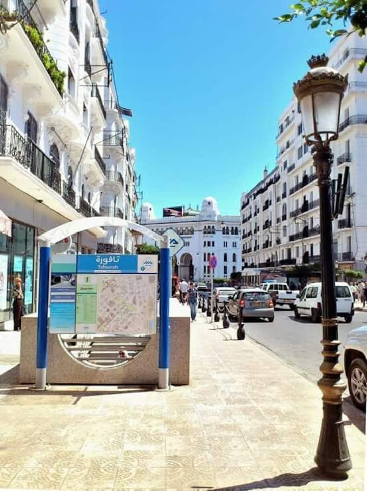 Central Station Agha Big Street Didouche Mourad - Alger