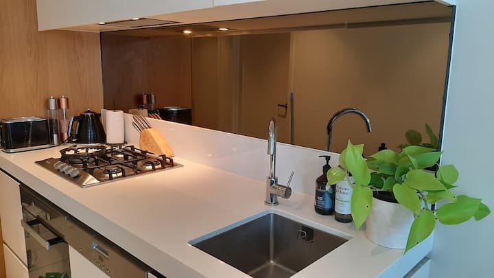 Entire 1 Bedroom Apt In South Yarra - クレモルネ