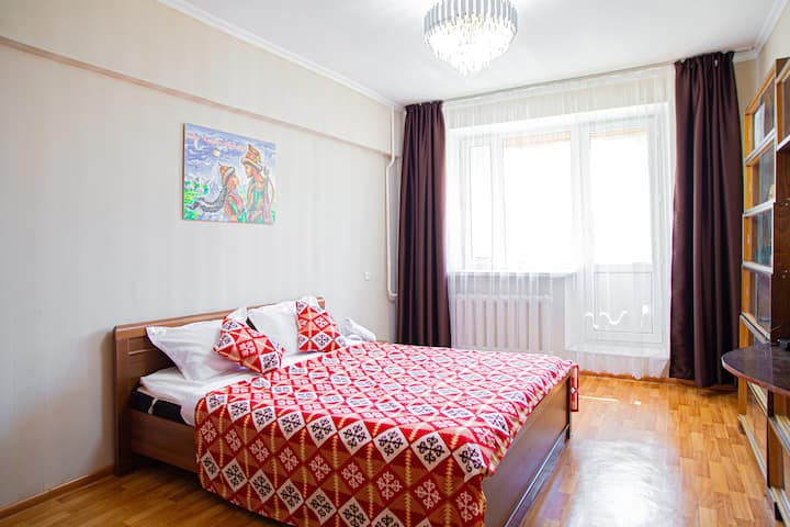 2к квартира у Цирка, Стадиона и Ботанического сада - Kazakhstan