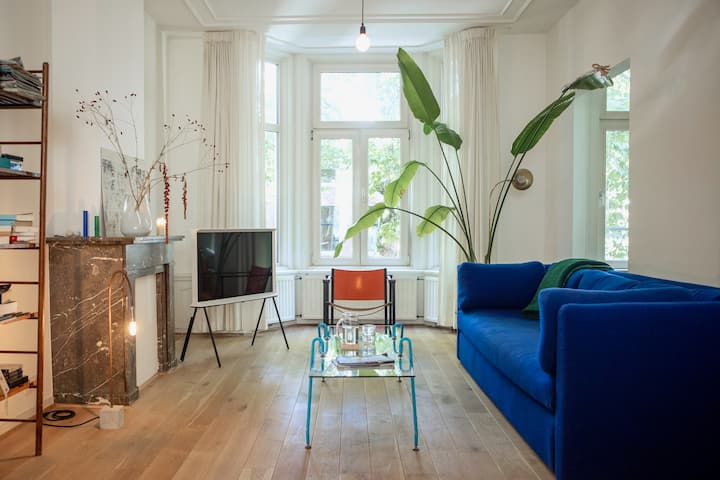 Ruime Artiesten-woning In Mooiste Straat Rotterdam - Rotterdam