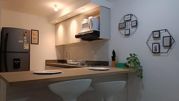 Moderno Apartamento Para Estancias Mensuales - Sabaneta
