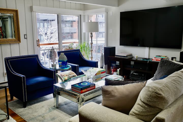 A+ Aspen Location By City Market & The Little Nell - Aspen, CO