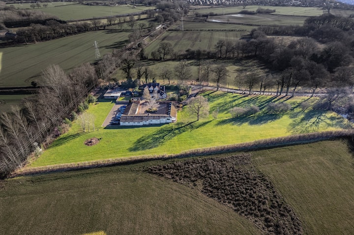 The Stables At Wits End - Home Away From Home! - Northwich