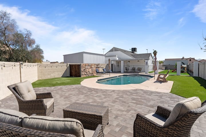 Home Away From Home With Pool - Phoenix, AZ