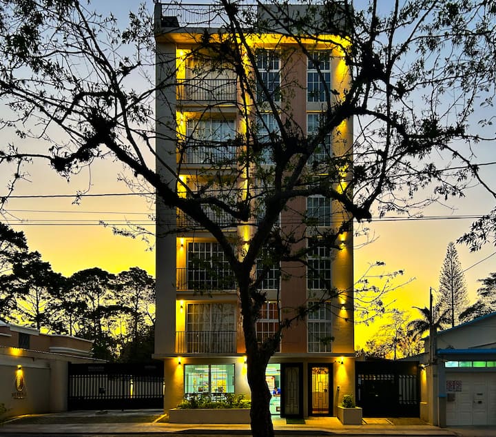 Simeón Cañas: Urban Nature & City Access. - San Raymundo