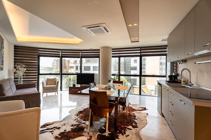 Suite 305 - Thessaloniki