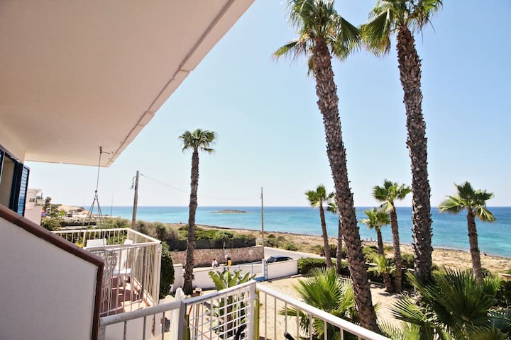 Residence Mare Azzurro 4 -Primo Piano - Vista Mare - Torre San Giovanni
