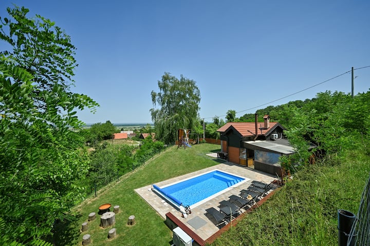 Granny`s Hill - Koprivnica