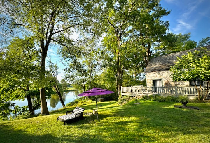 Magical Riverside Homestead In The Hudson Valley - New Paltz, NY