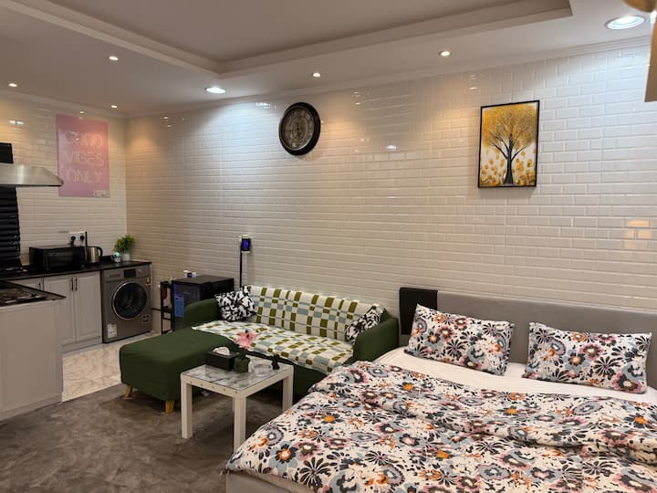 D-104 Family Studio - Jeddah