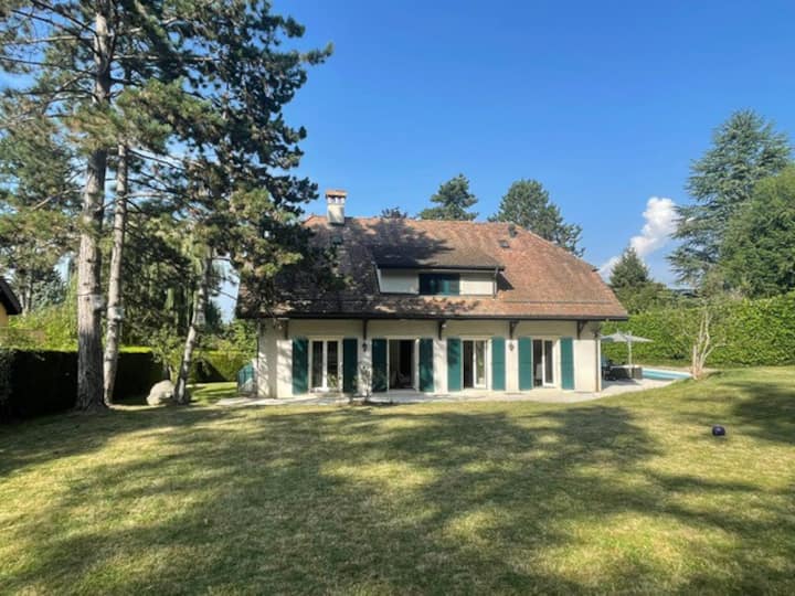 Hidden Gem In Geneva! - Annemasse