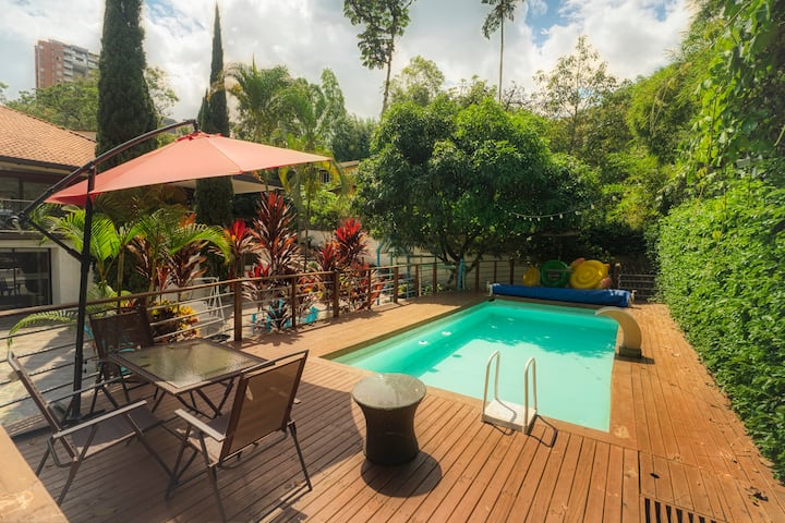 Designer Mansion 6br Pool,básquet,playground,games - Envigado