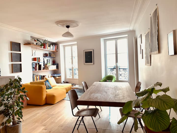 Délice à Montmartre - Un Vrai Appartement Parisien - Gare de l'Est - Paris
