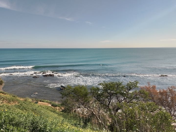Joli Rez-de-jardin Entre La Mer Et La Falaise - Túnez
