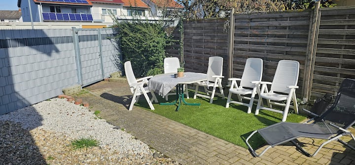 Renoviertes Gartenapartment - Walldorf